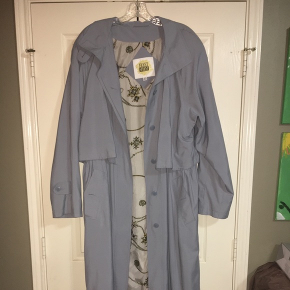 Fleet Street | Jackets & Coats | Vintage Trench Coat With Beautiful ...